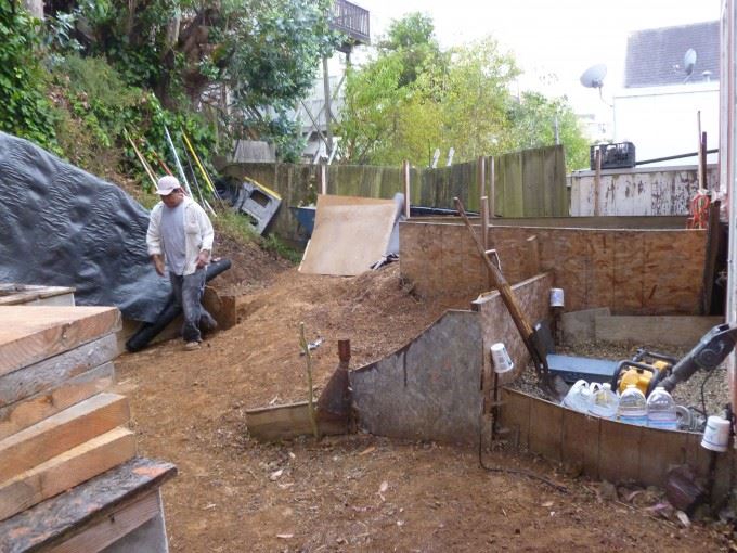 Manhole Cover Patio - Bernal Heights- Tamate Landscaping